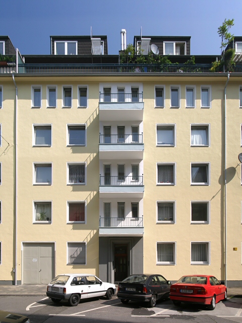 2-Zimmer-Wohnung in Düsseldorf in Friedrichstadt (unrenovierte Übergabe ...